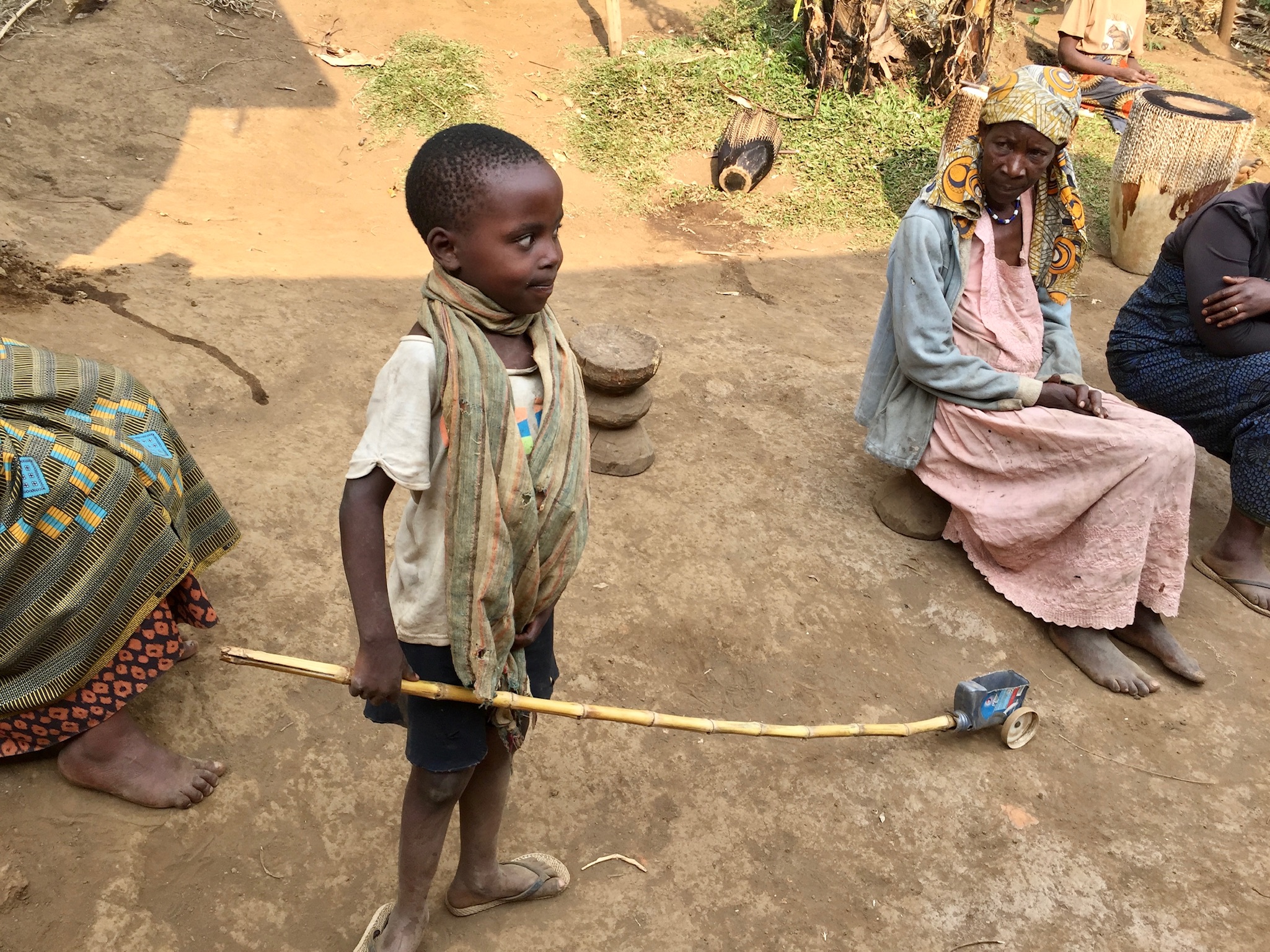 Uganda – The Pearl of Africa – Temples, Textiles and Tribes